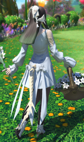 Picking Daises | Eorzea Collection