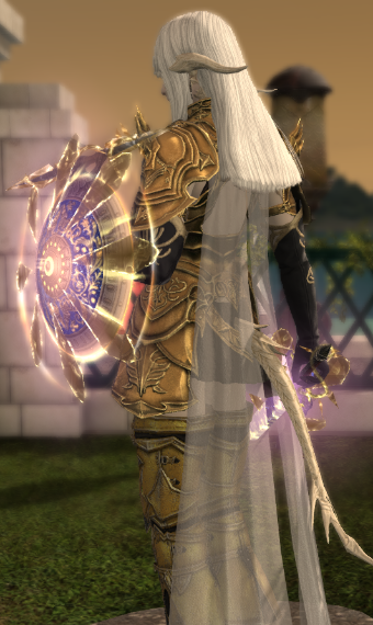 Golden Paladin | Eorzea Collection