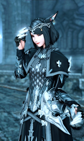 Bow for your Queen | Eorzea Collection