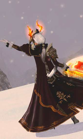 Summoner of the Round | Eorzea Collection