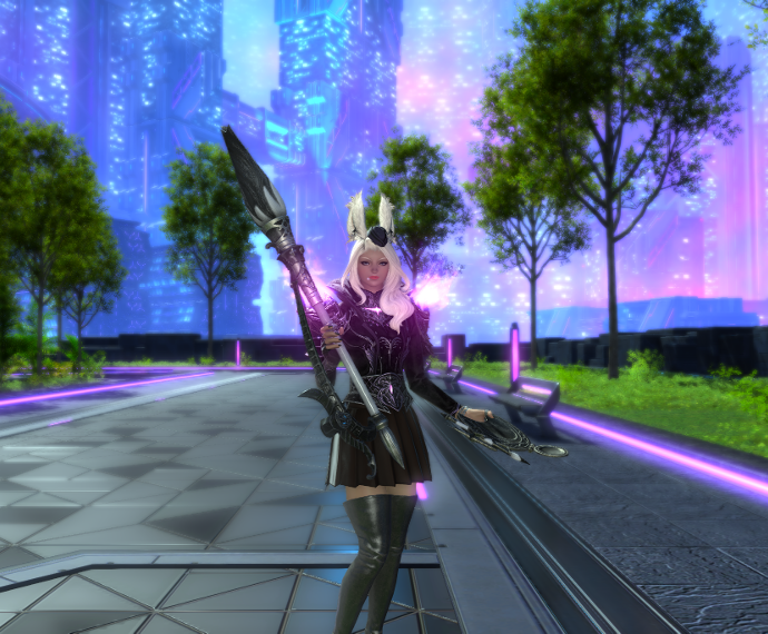 Purple Glowin' Pictomancer | Eorzea Collection