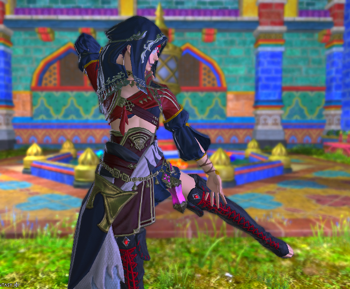 Alluring Reds | Eorzea Collection