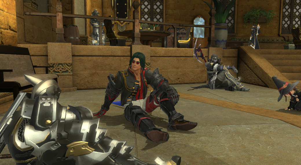 Adventuring Commander (Black) | Eorzea Collection