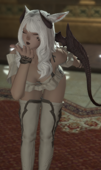 White Succubus | Eorzea Collection
