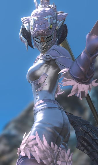 Iris Plumed Fang | Eorzea Collection